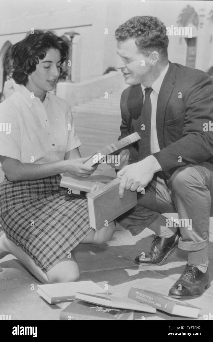 Mary lawler hi-res stock photography and images - Alamy