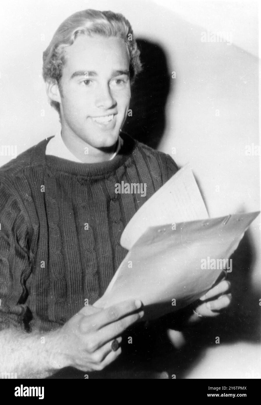 Sean flynn hi-res stock photography and images - Alamy