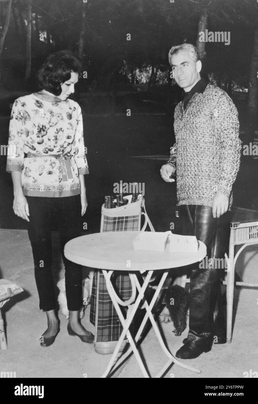 Shah farah Black and White Stock Photos & Images - Alamy