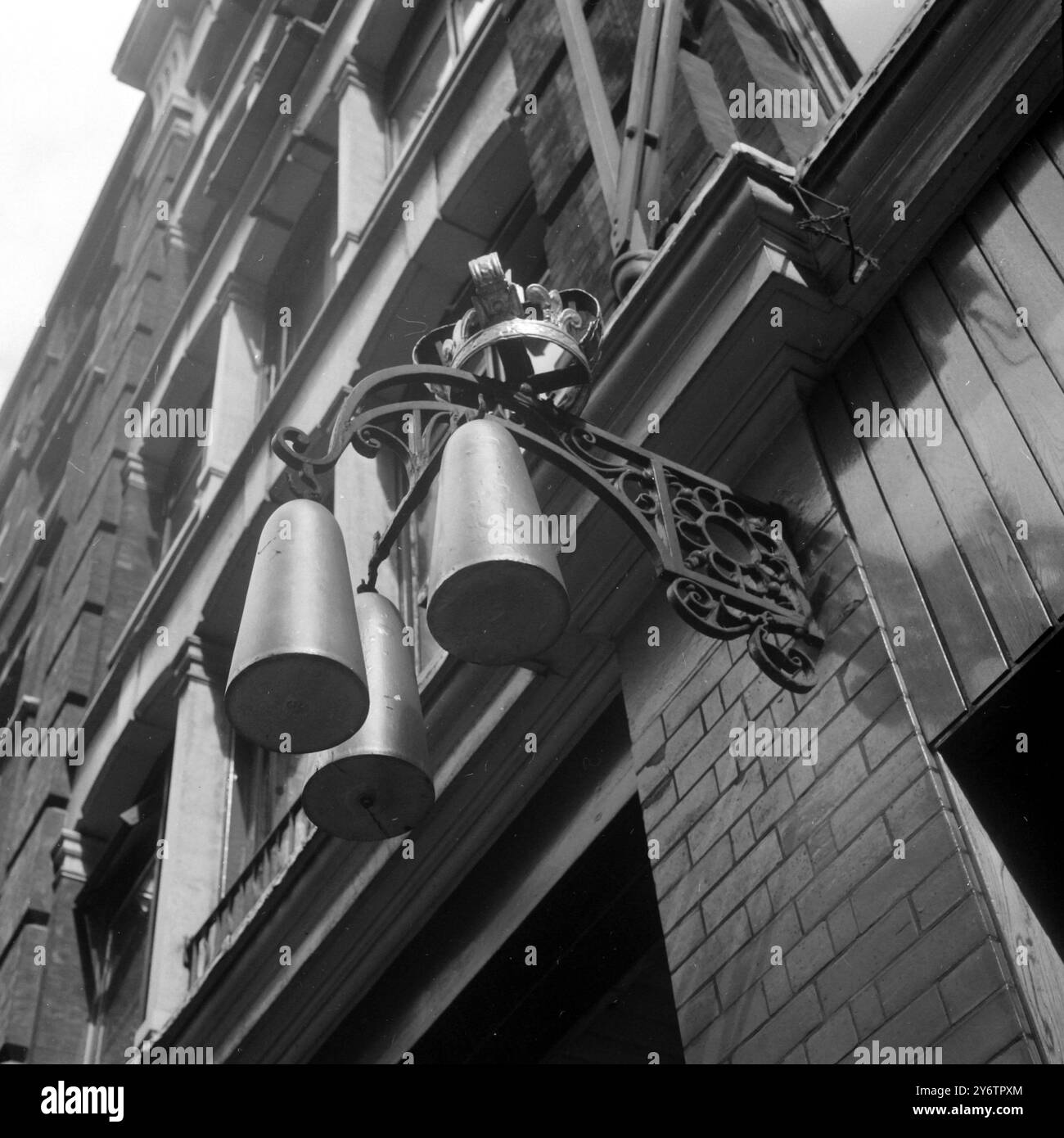 BUILDINGS SIGN OUTSIDE BUILDING - OLDEST TEA MERCHANT COMPANY - MESSRS ...