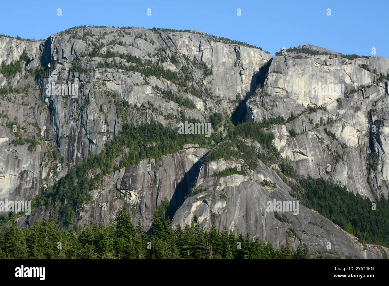The granite monolith and cliffs of the Stawamus Chief, a mountain ...
