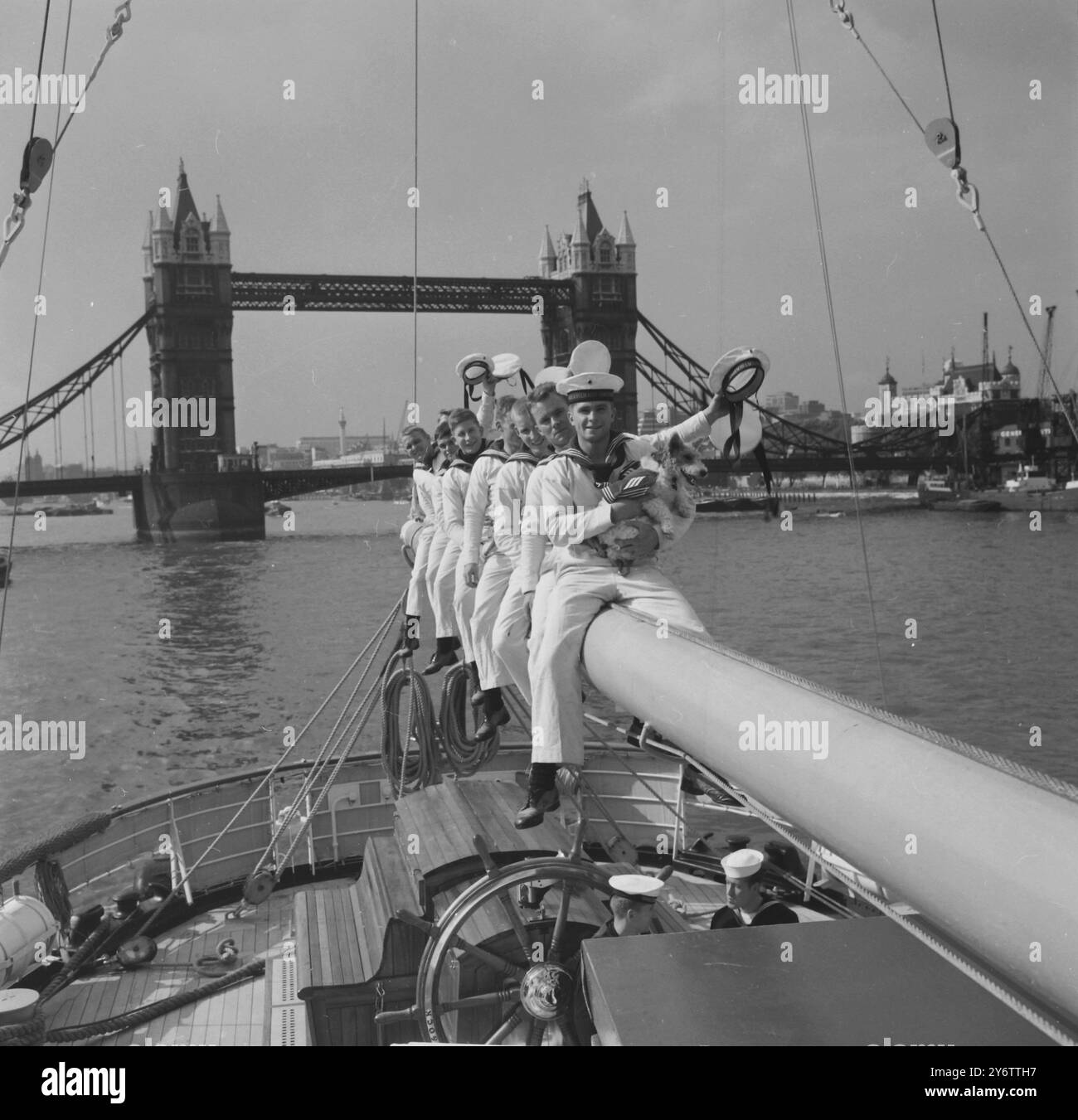 NAVY TRAINING SHIP GORCH FOCK LONDON TOWER BRIDGE 8 SEPTEMBER 1961 ...