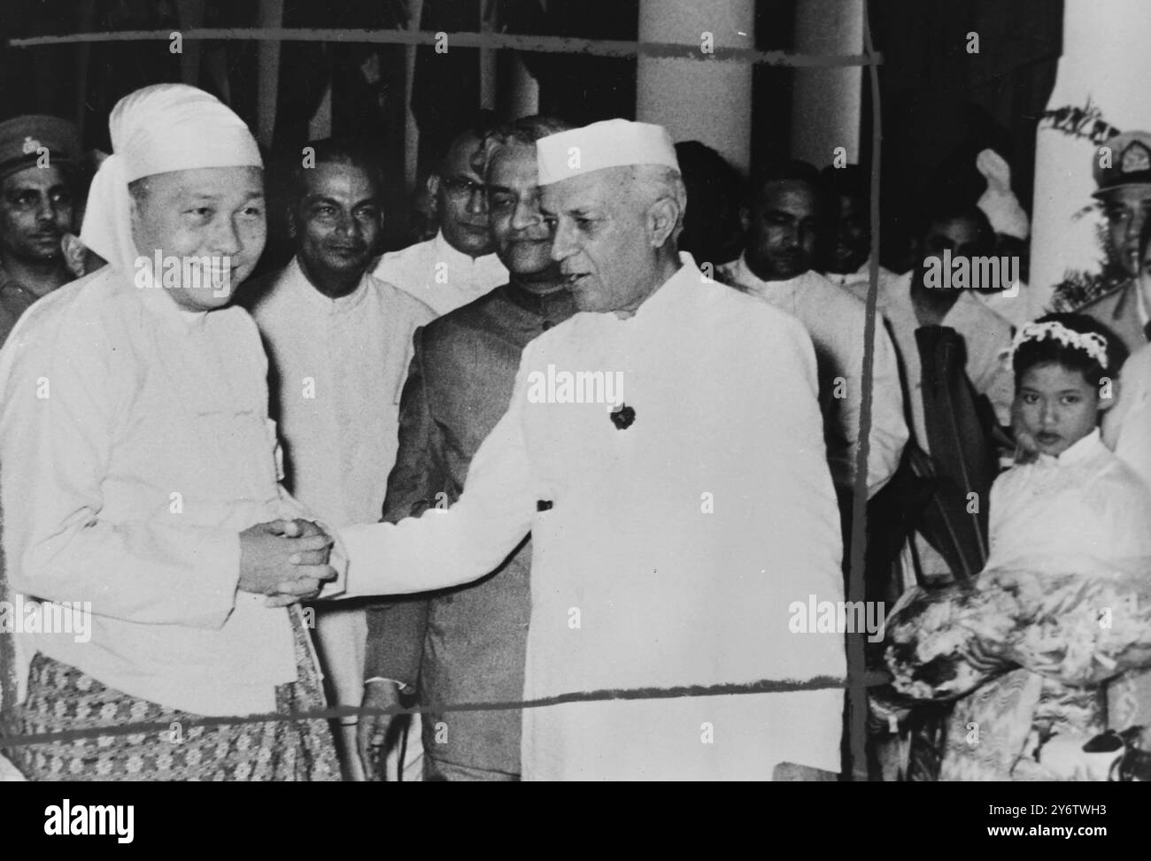 INDIAN PRIME MINISTER SHRI JAWAHARLAL PANDIT NEHRU WITH BURMESE MINISTER U NU U IN NEW DELHI / 1 ...