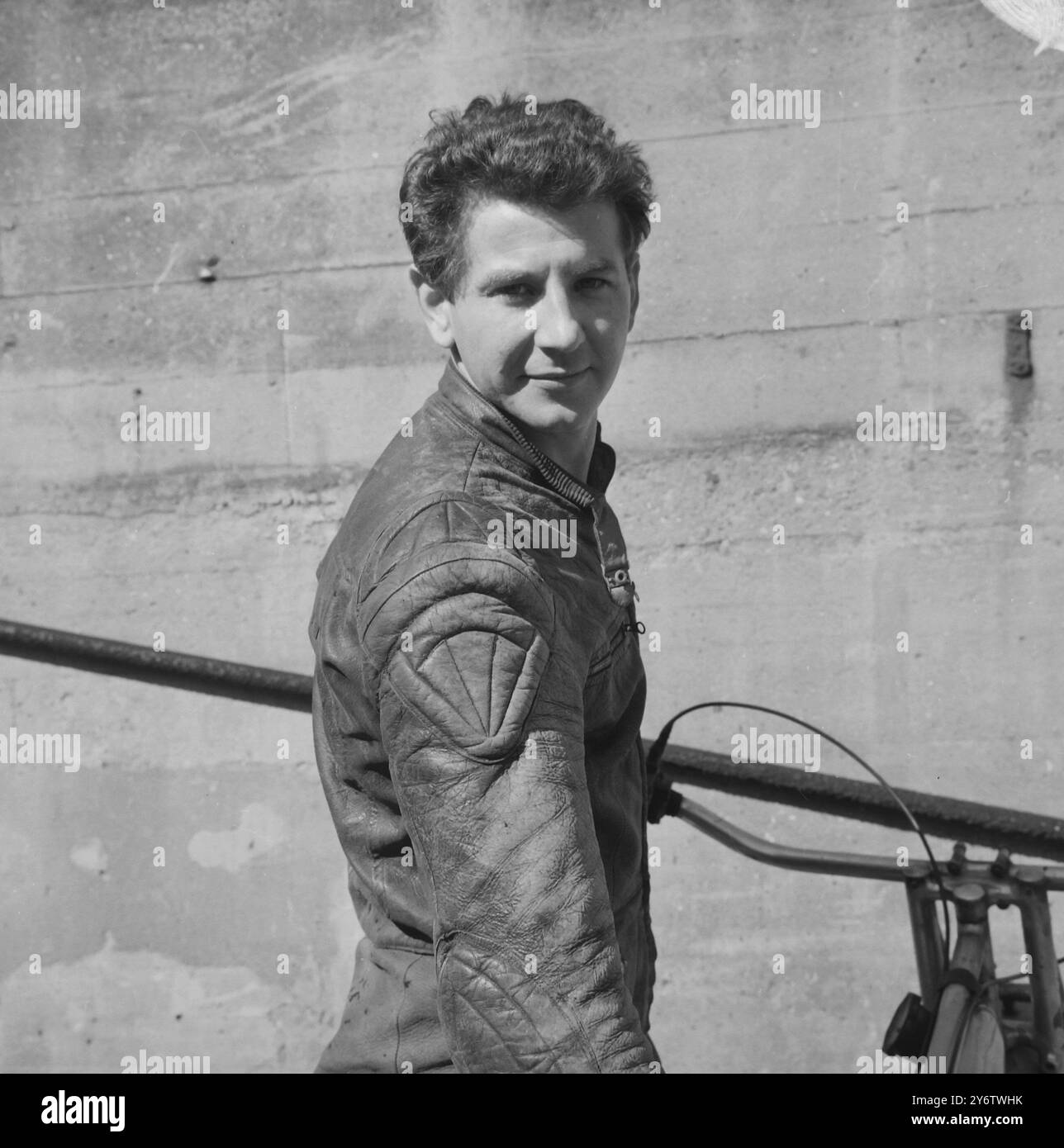 SPEEDWAY BRITISH TEAM TO TAKE PART CHAMPIONSHIPS IN SWEDEN - RIDER ...