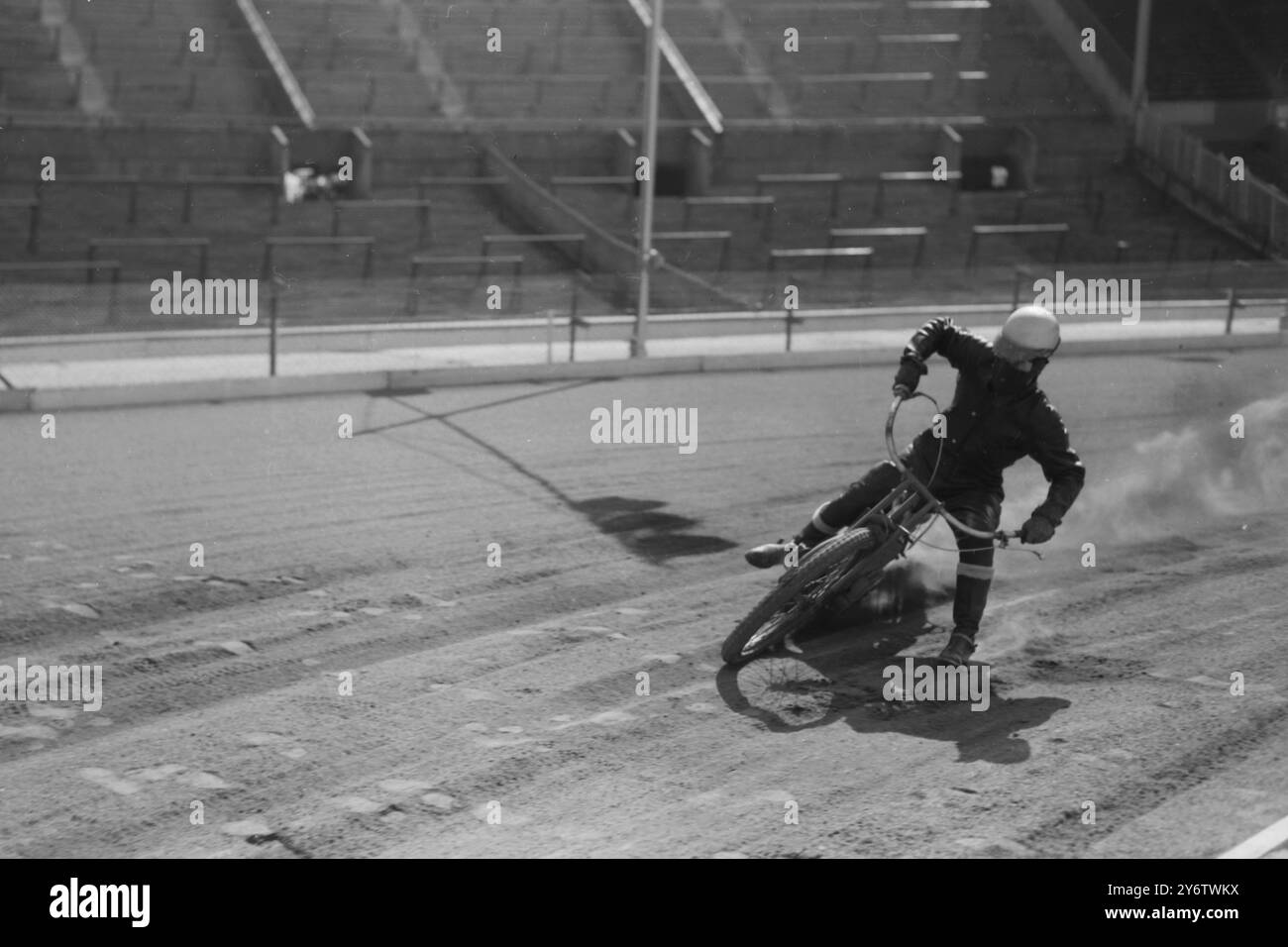 SPEEDWAY BRITISH TEAM TO TAKE PART CHAMPIONSHIPS IN SWEDEN - KEN ...