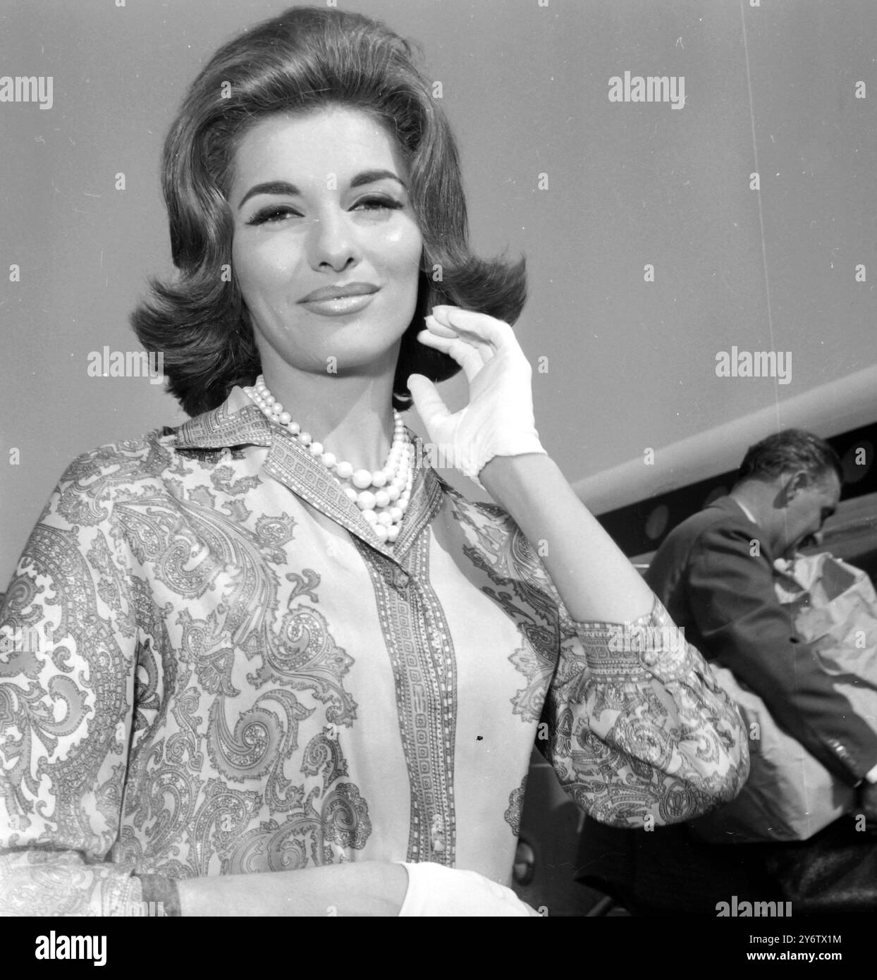 Nancy kovack hi-res stock photography and images - Alamy