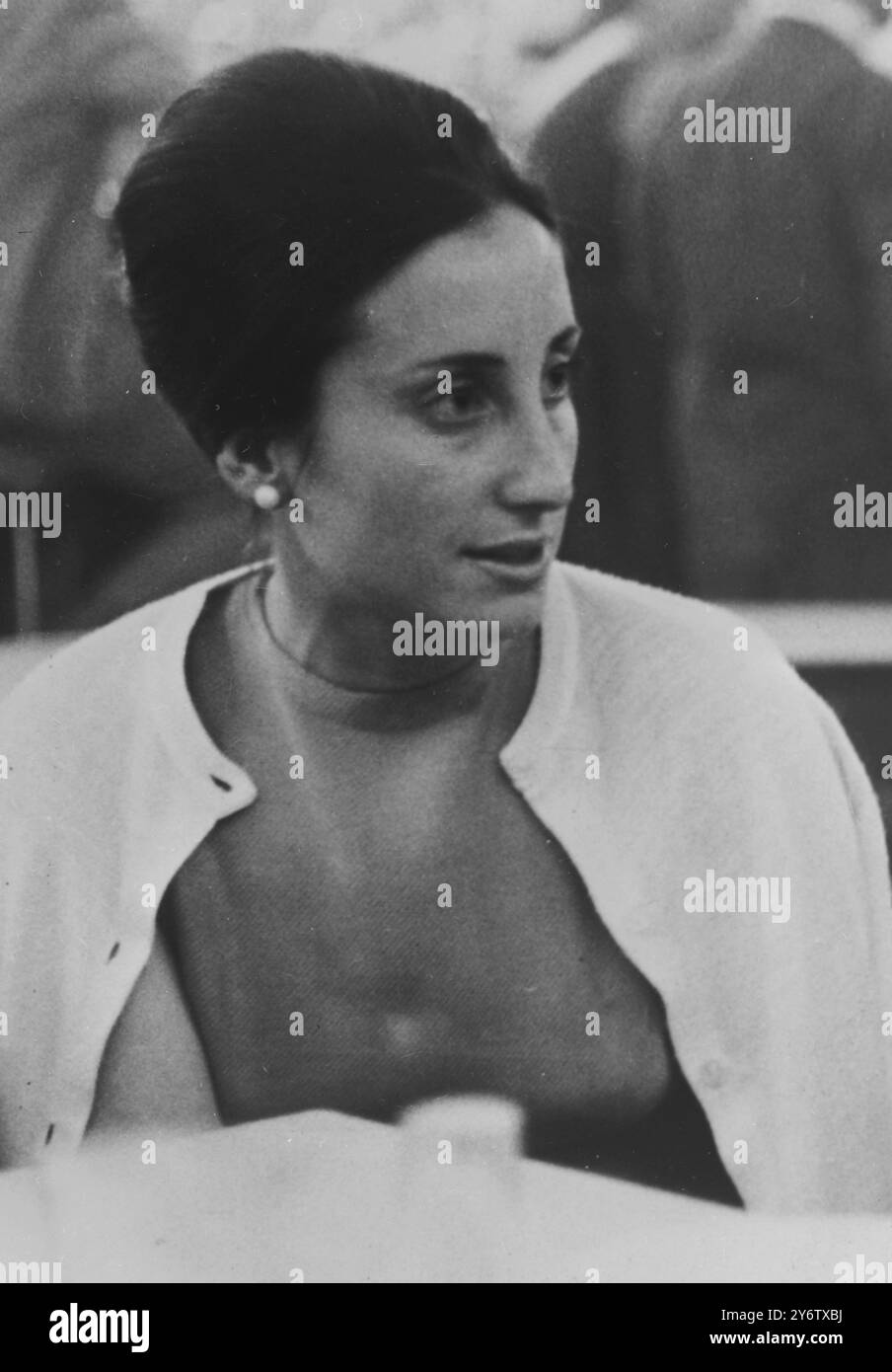 MARIA CRUZ GOMEZ - SPANISH WOMAN BULLFIGHTER / 24 AUGUST 1961 Stock ...