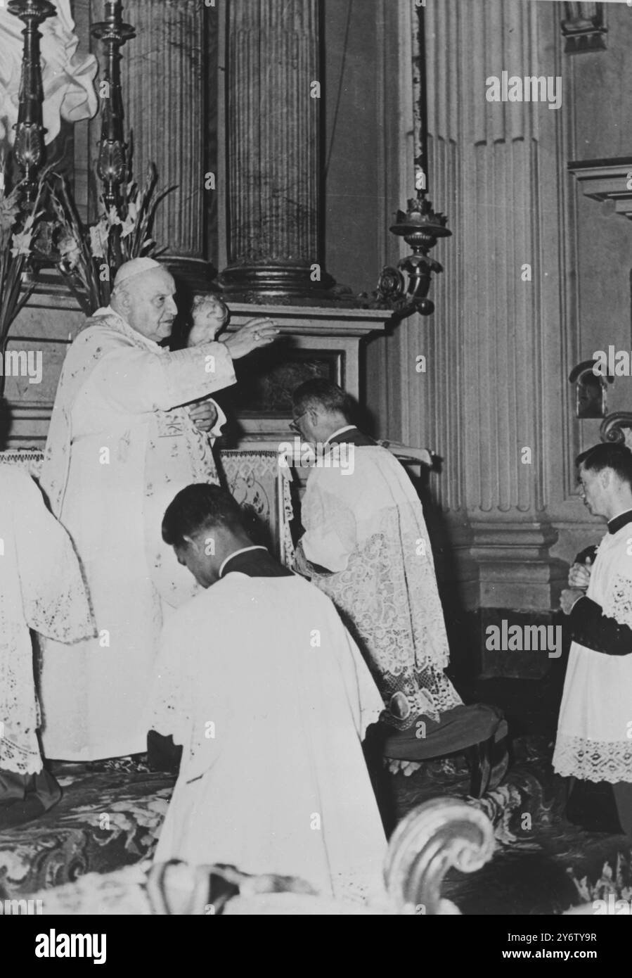 Black audience 1960 Black and White Stock Photos & Images - Alamy