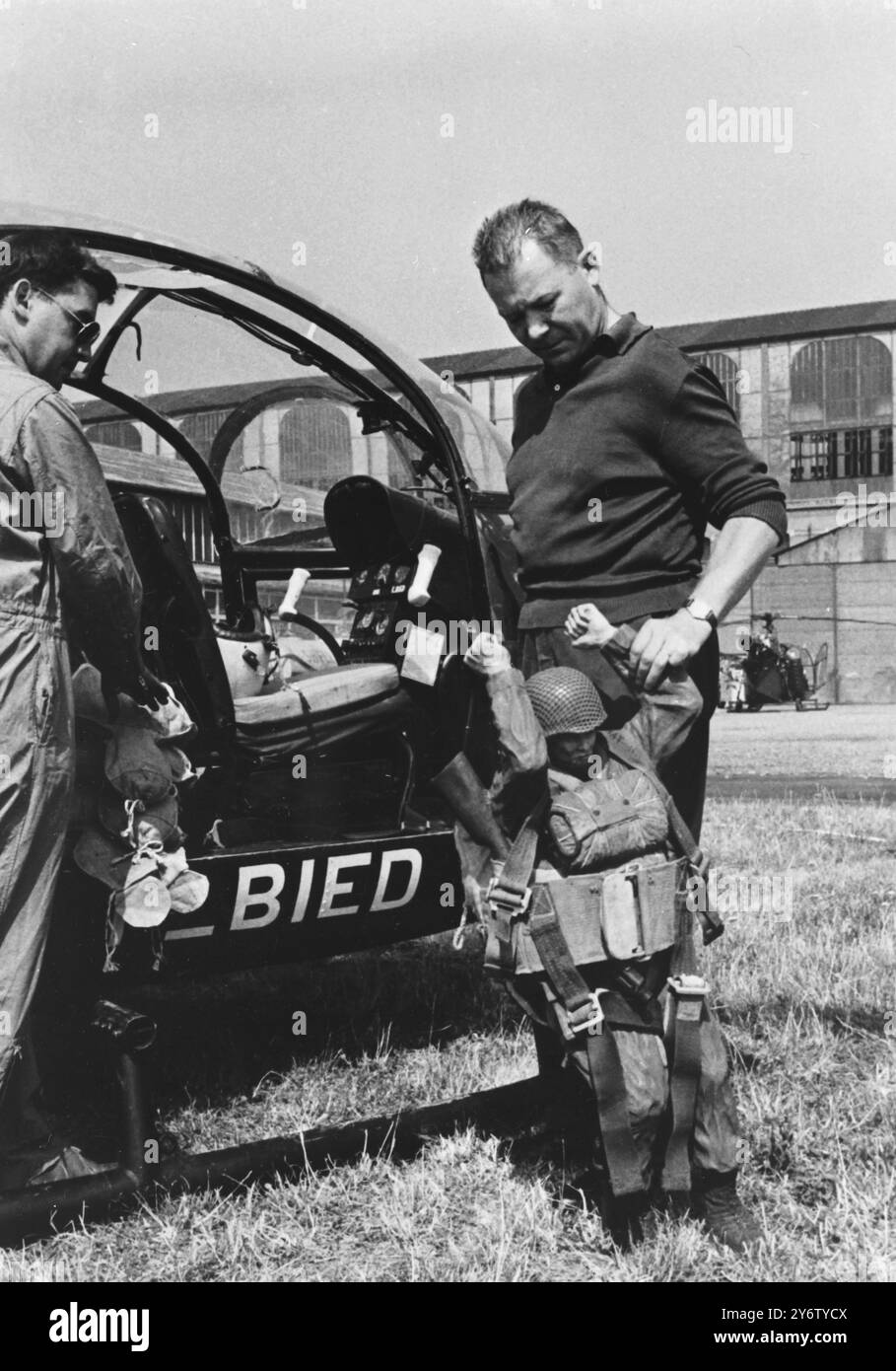 FILMS LONGEST DAY THE + RUPERT DUMMY D DAY LANDINGS 17 AUGUST 1961 ...