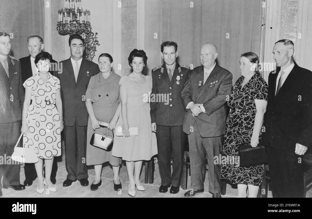 SOVIET PRIME MINISTER NIKITA KRUSHCHEV / KHRUSCHEV WITH MAJOR TITOV AT ...