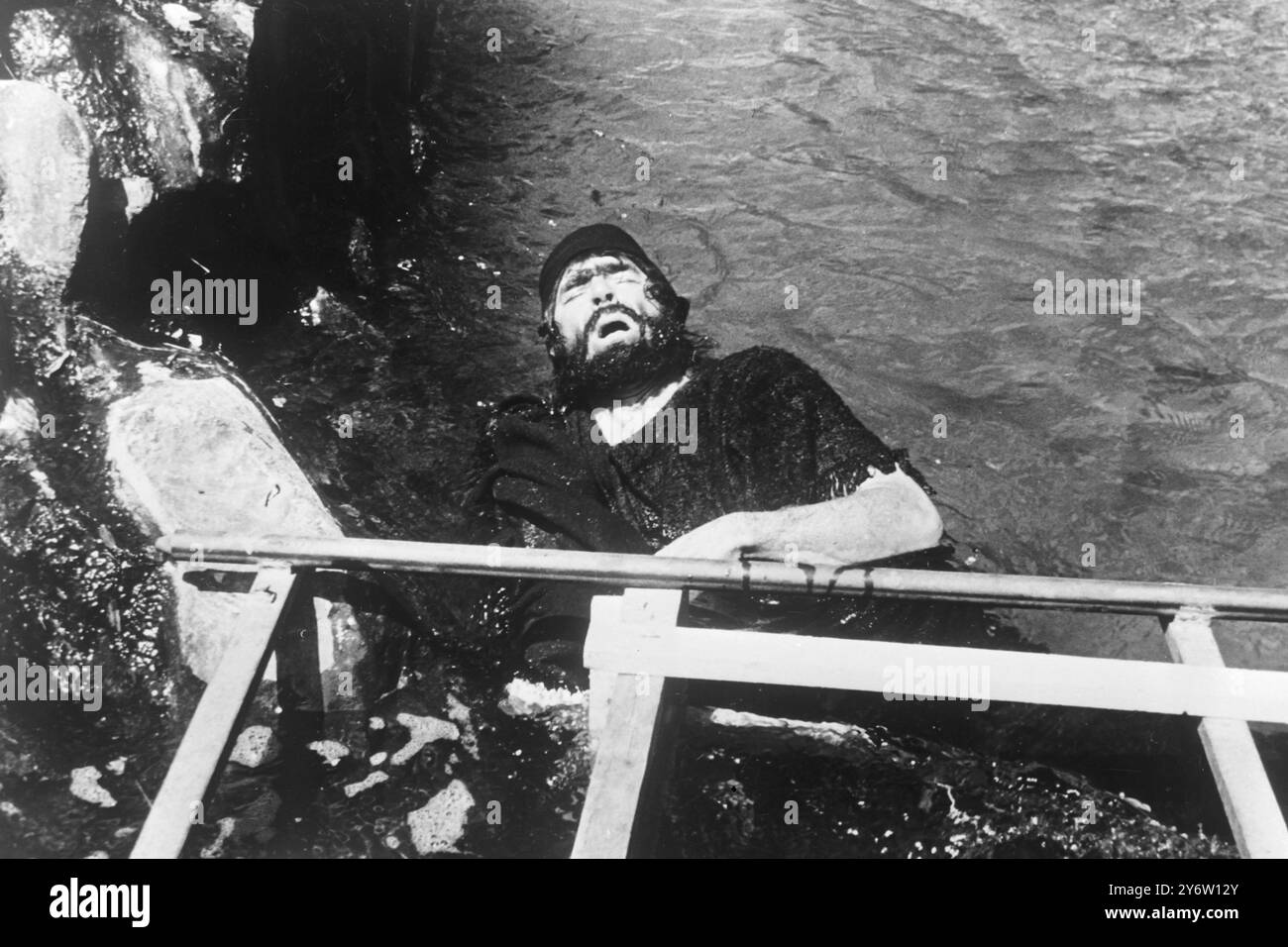 ACTOR DOUGLAS FOWLEY 31 JULY 1961 Stock Photo - Alamy