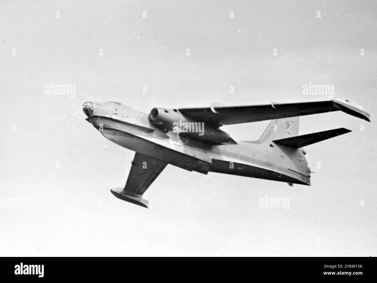 RIVER NEVA AND RUSSIAN SUBMARINE - NAVAL DISPLAY IN LENINGRAD - JET ...