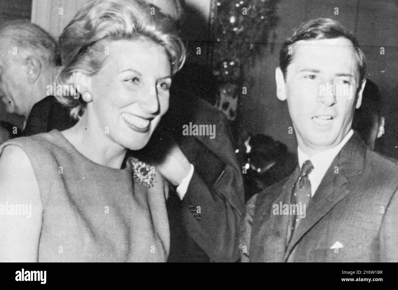 DIOR DESIGNER MARC BOHAN WITH WIFE IN PARIS / 28 JULY 1961 Stock Photo ...