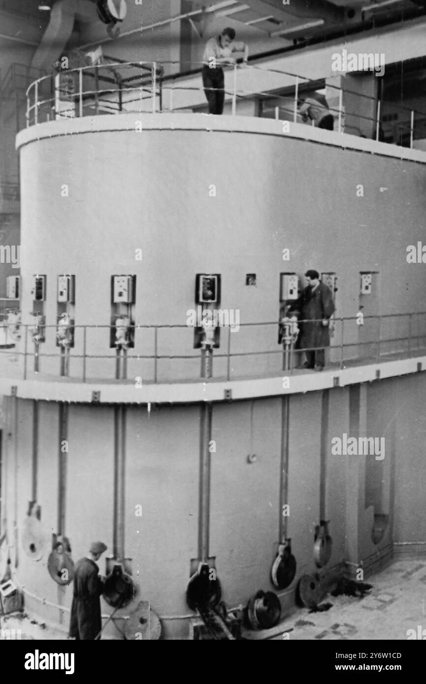 ATOMIC PREBALTIC FIRST RESEARCH ATOMIC REACTOR IN MOSCOW 28 JULY 1961 ...