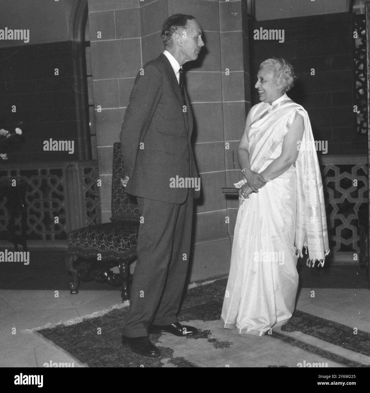 LORD HOME WITH MRS PANDIT AT PARTY IN LONDON 25 JULY 1961 Stock Photo ...