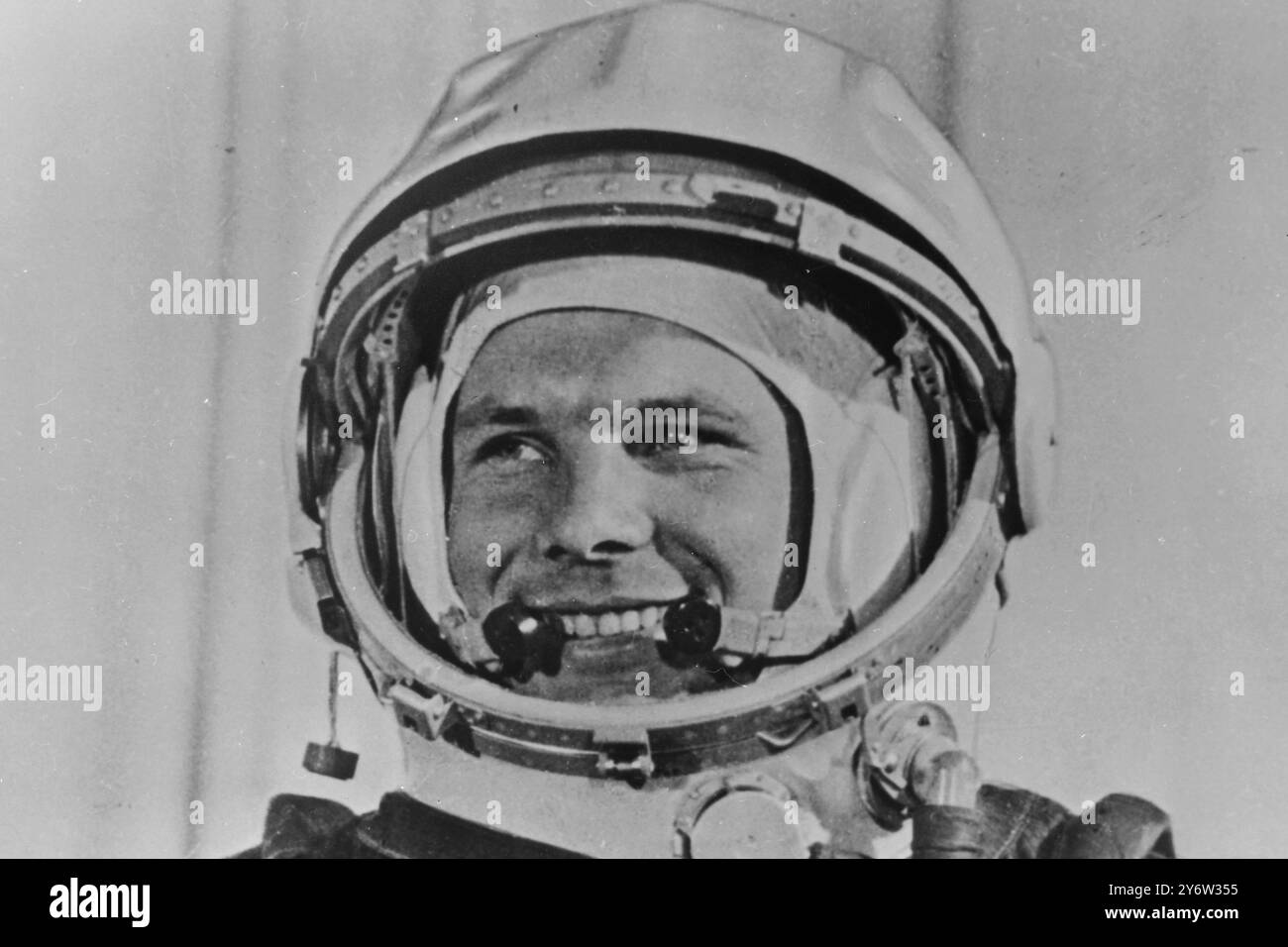 FILMS FIRST VOYAGE TO THE STARS WITH ASTRONAUT YURI GAGARIN 19 JULY 1961 Stock Photo - Alamy