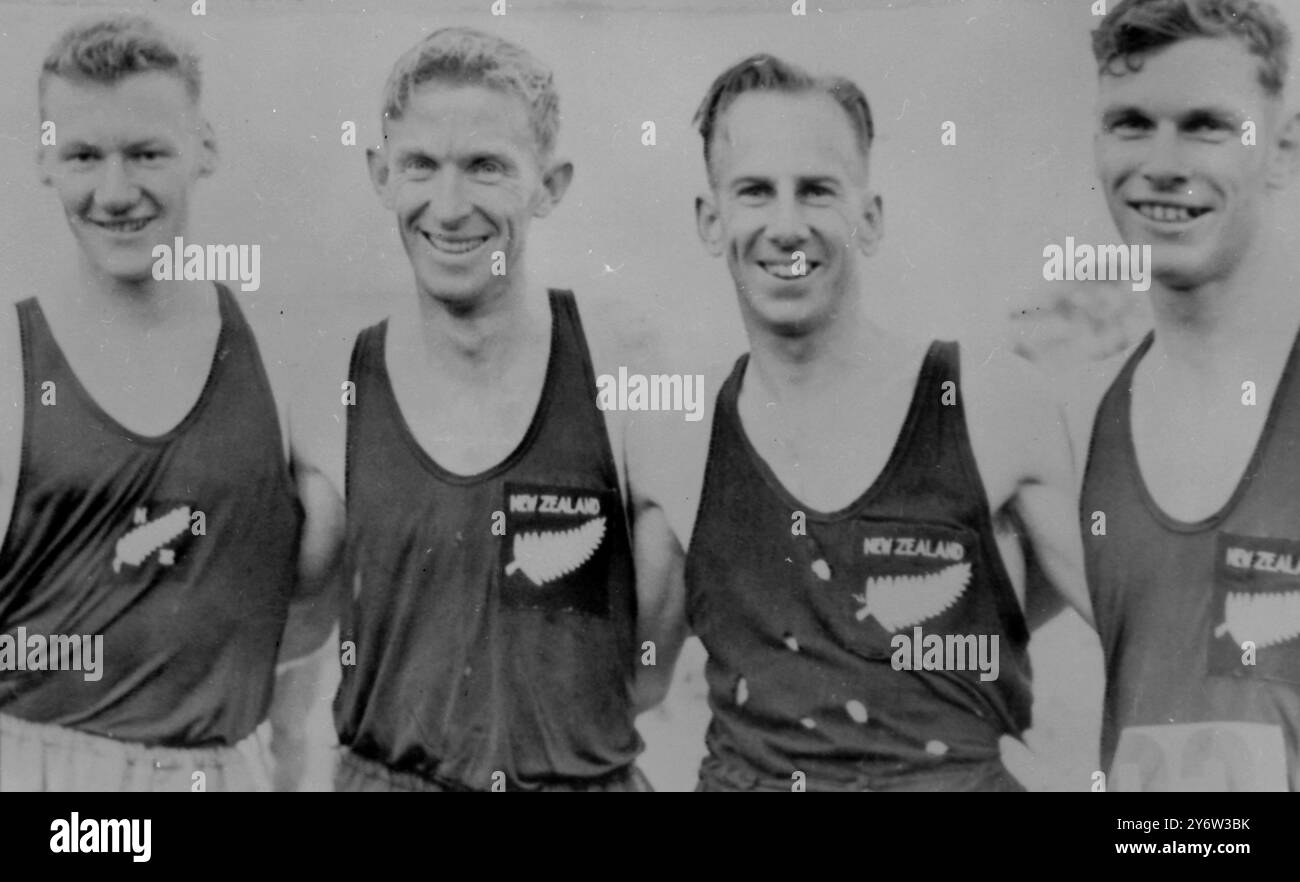 MURRAY HALBERG WITH GARRY PHILPOTT, BARRY MAGEE AND PETER SNELL - NEW ...