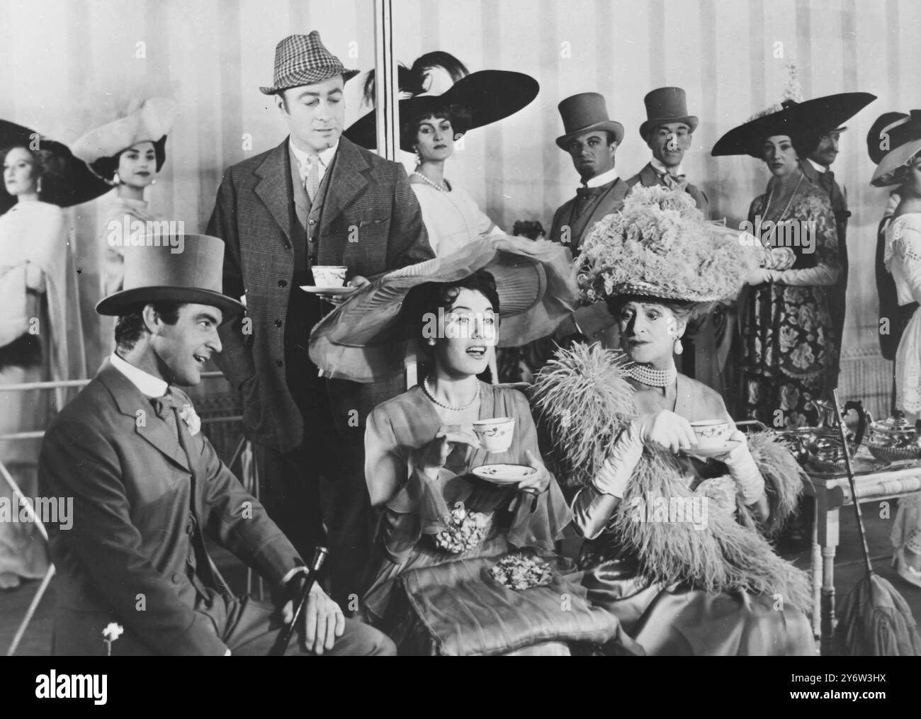 ZENA DARE, ANNE ROGERS AND CHARLES STAPLEY IN MY FAIR LADY MUSICAL IN LONDON / 14 JULY 1961 ...