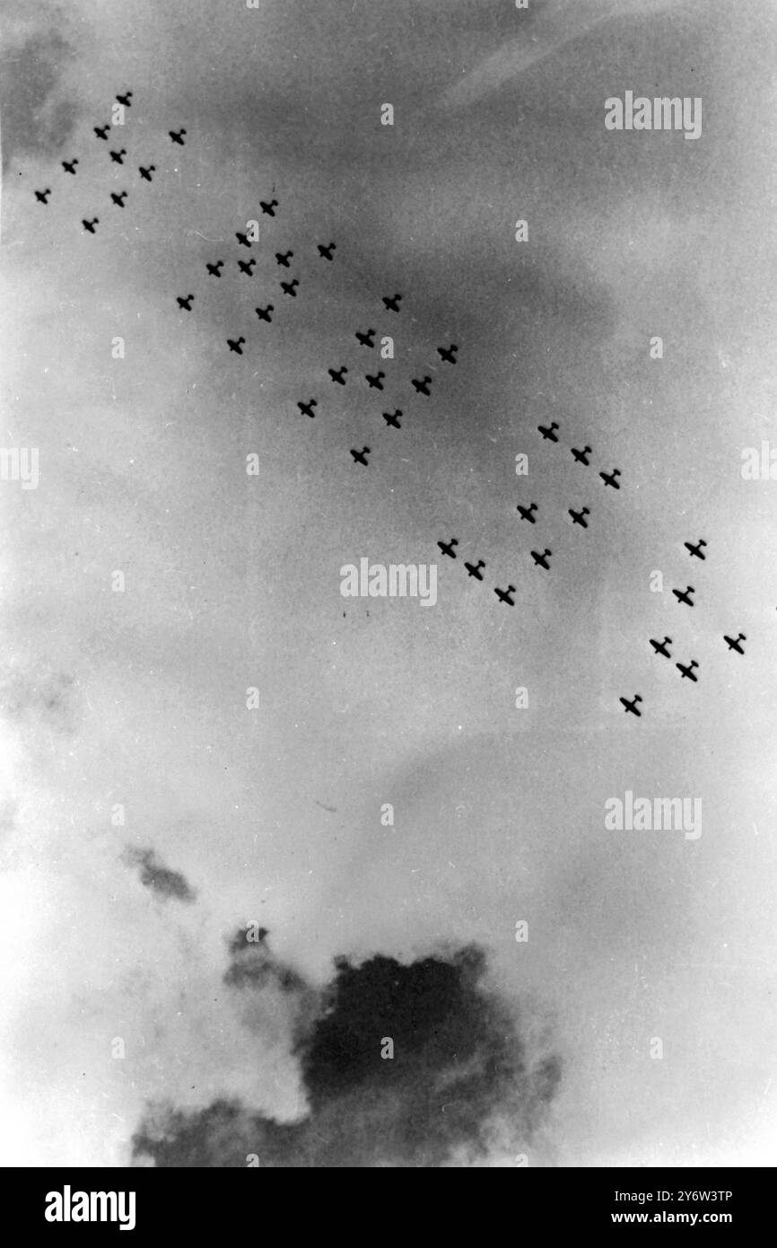 SOVIET AVIATION DAY PARADE MOSCOW 12 JULY 1961 Stock Photo - Alamy