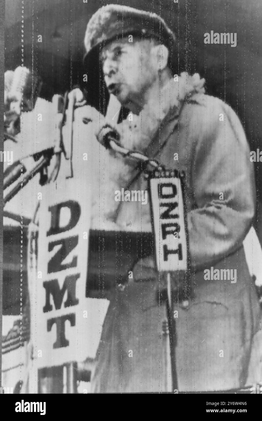GENERAL MACARTHUR IN MANILA 5 JULY 1961 Stock Photo - Alamy