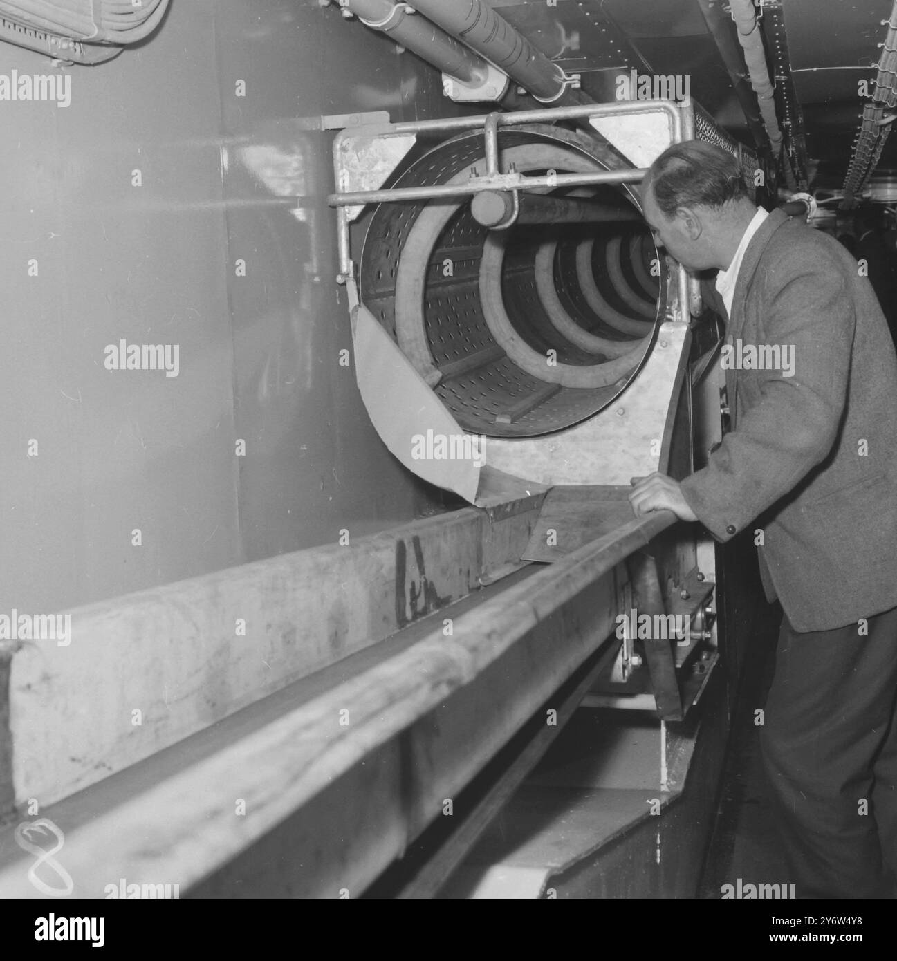 SHIPS TRAWLER LORD NELSON COMPARTMENT TO PUT FISH IN 5 JULY 1961 Stock ...
