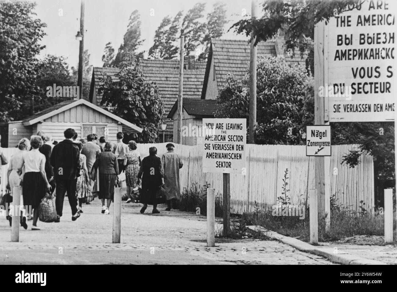 Us army berlin 1960s hi-res stock photography and images - Alamy