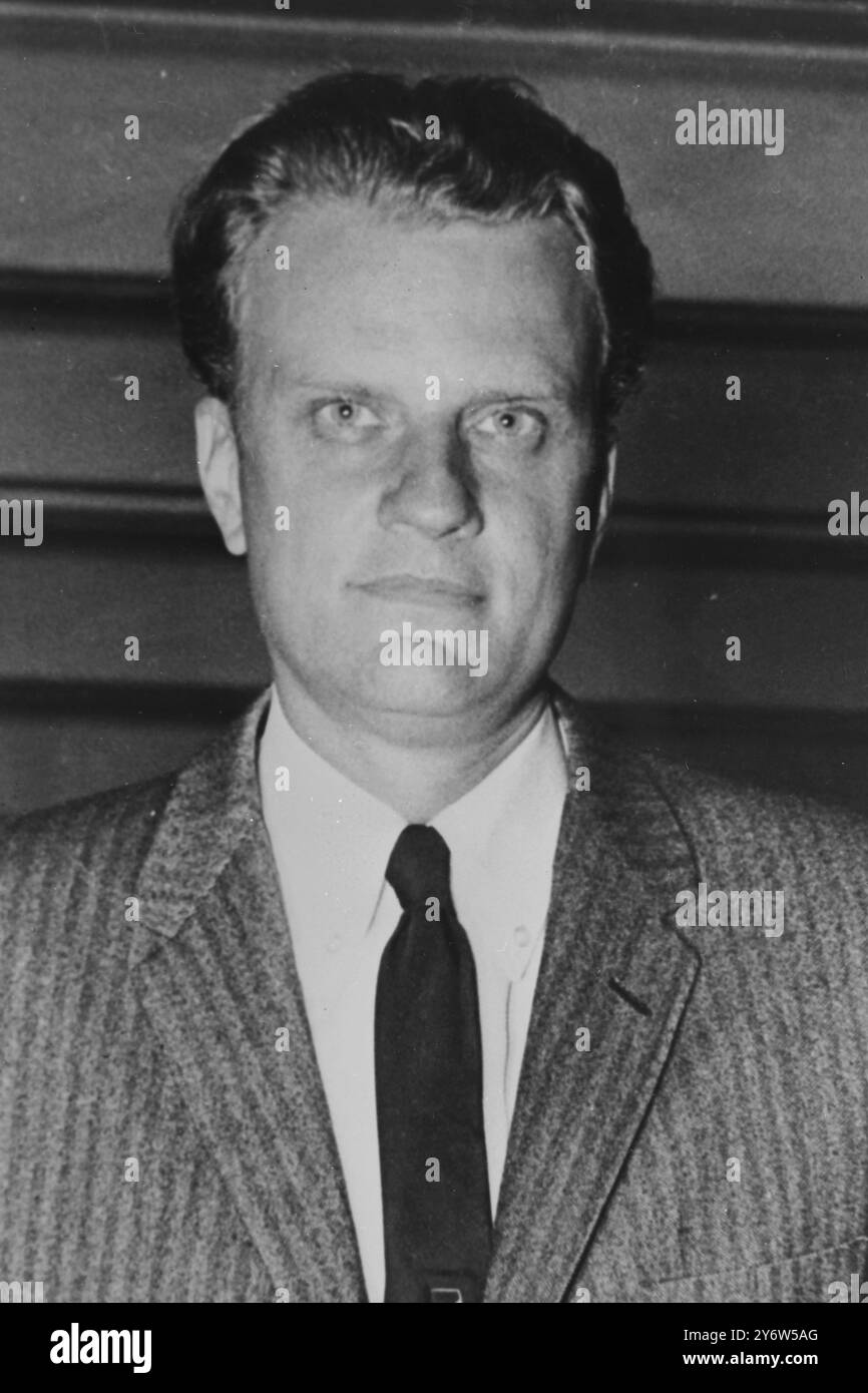 BILLY GRAHAM - PORTRAIT / 30 JUNE 1961 Stock Photo - Alamy