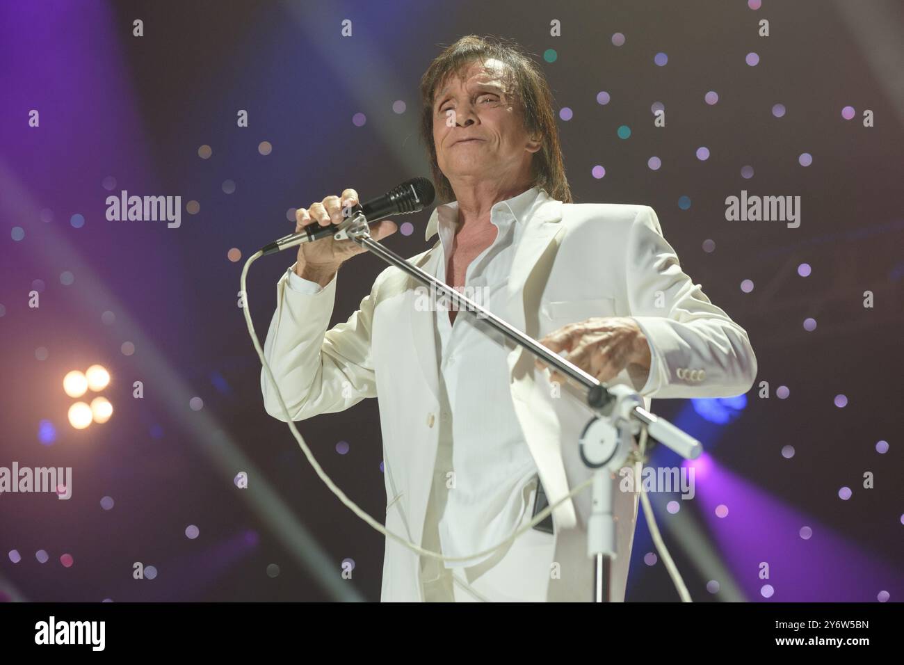 Singer Roberto Carlos performs during a concert at the Wizink Center ...