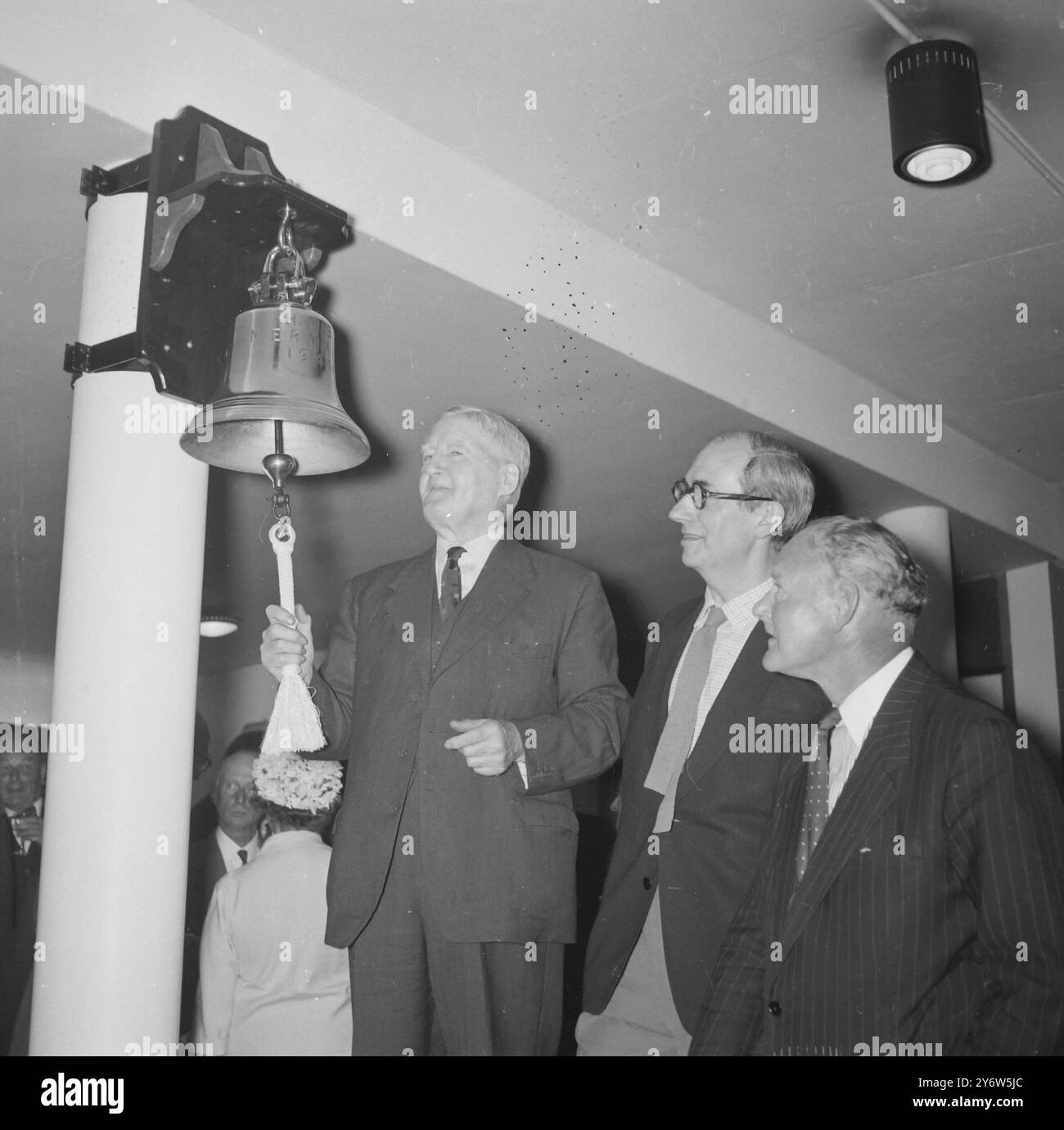 GORDON-LENNOX MILES B & LORD FRASER / 26 JUNE 1961 Stock Photo - Alamy