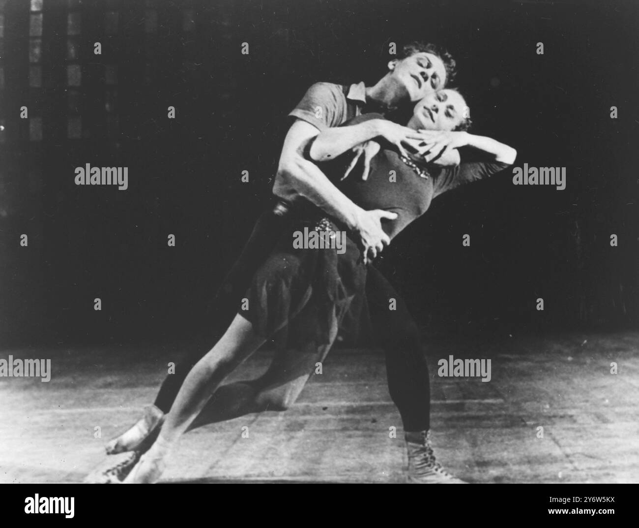 LYEPA M DANCES WITH NINA TIMOFEYEVA - THE BALSHOI BALLET PERFORMING 23 ...
