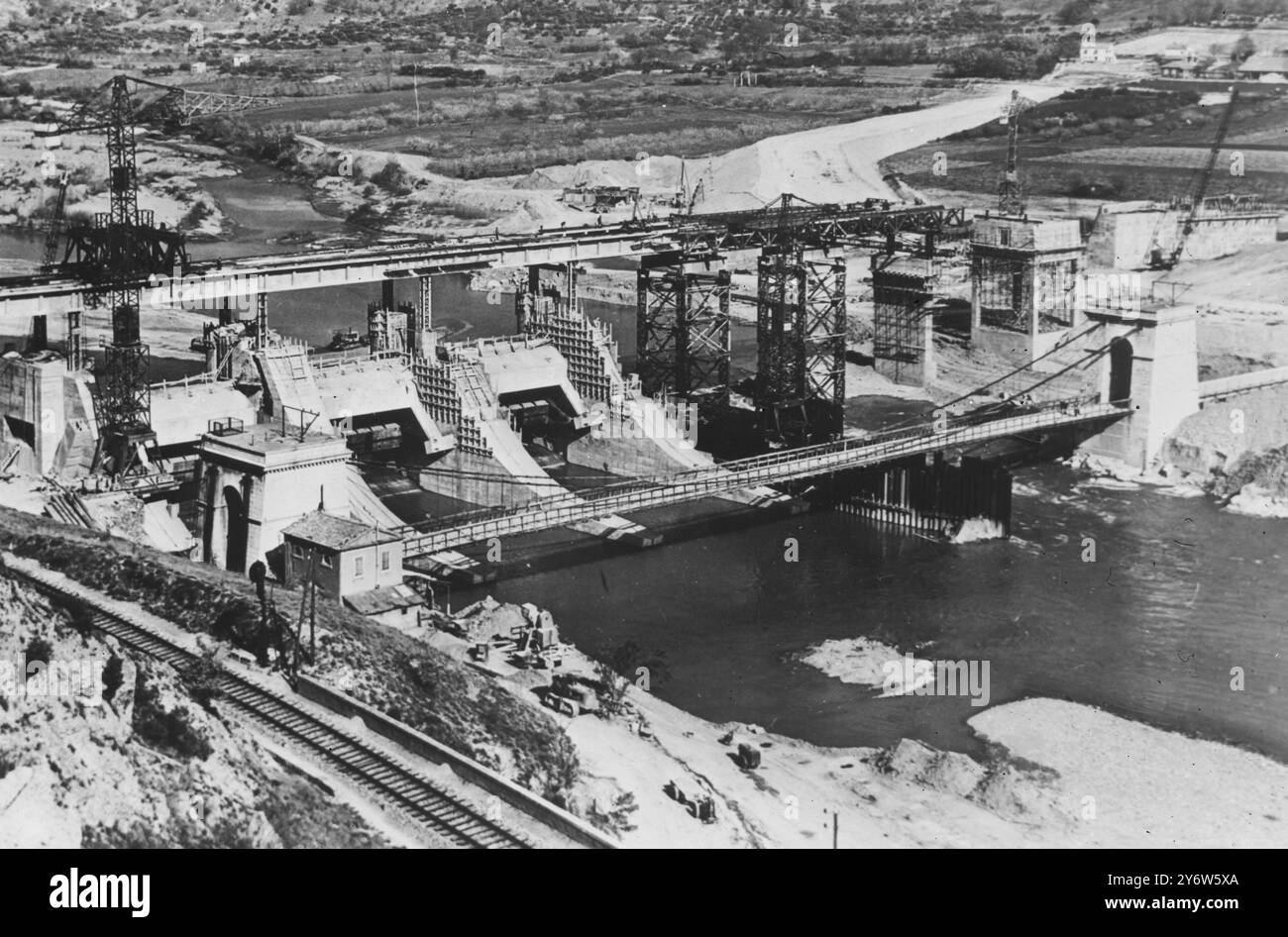 NEW DAM IN SOUTHERN FRANCE 22 JUNE 1961 Stock Photo - Alamy
