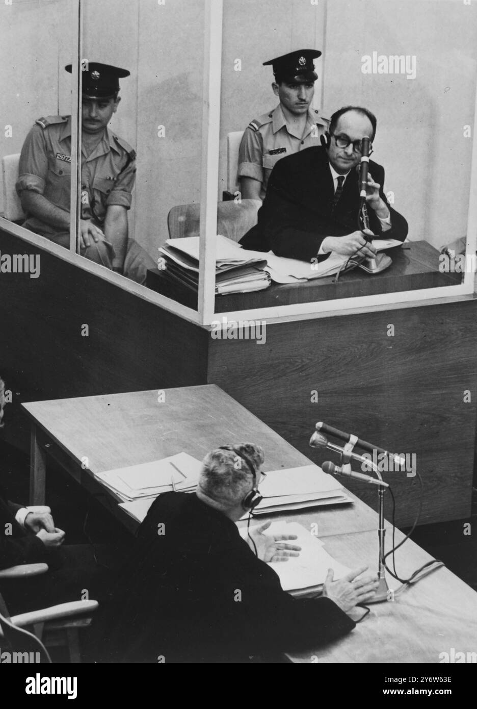 ADOLF EICHMANN GIVES EVIDENCE / 20 JUNE 1961 Stock Photo - Alamy