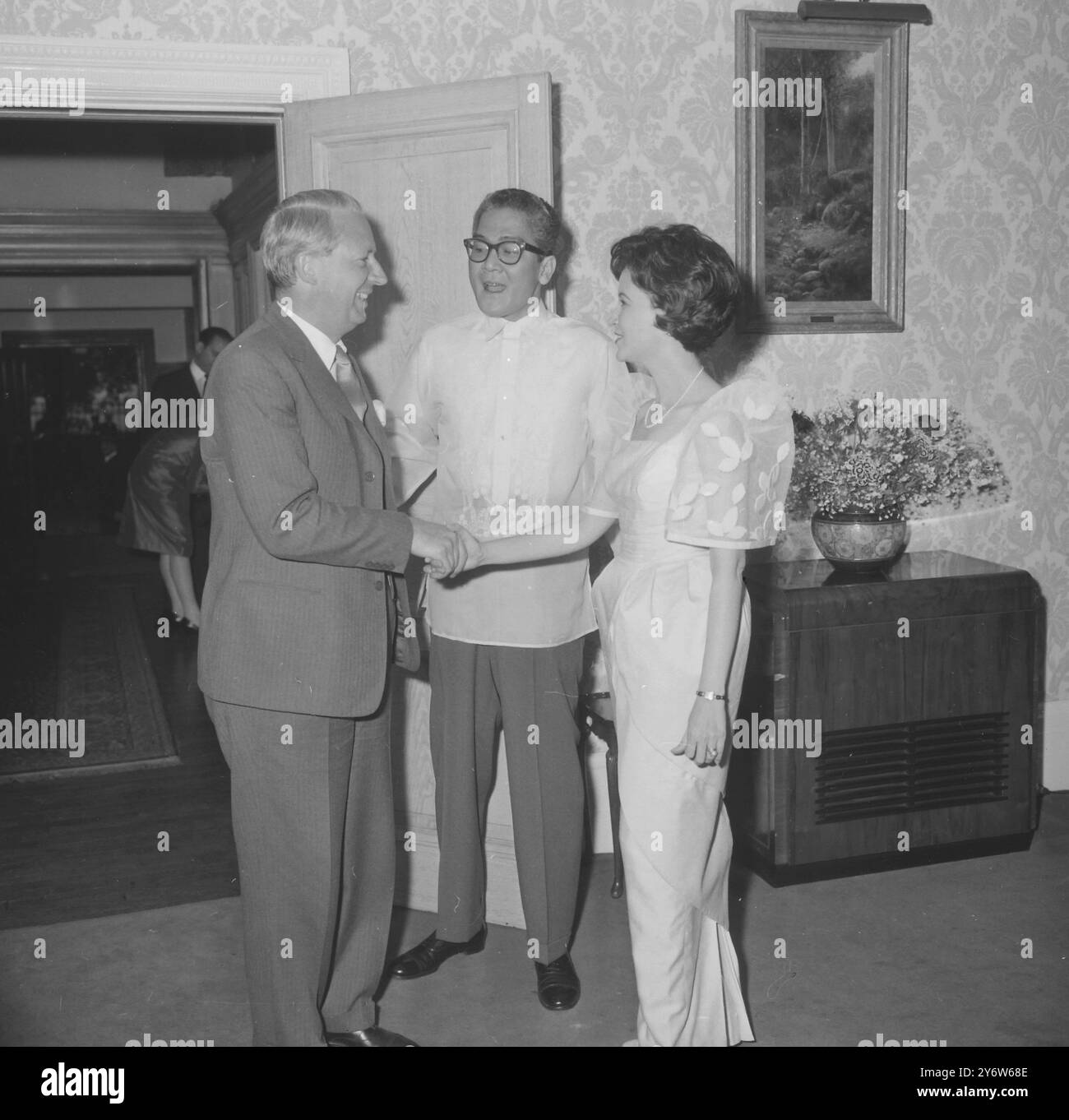EDWARD HEATH AND AMBASSADOR GUERRERO WITH WIFE IN LONDON / 20 JUNE 1961 ...
