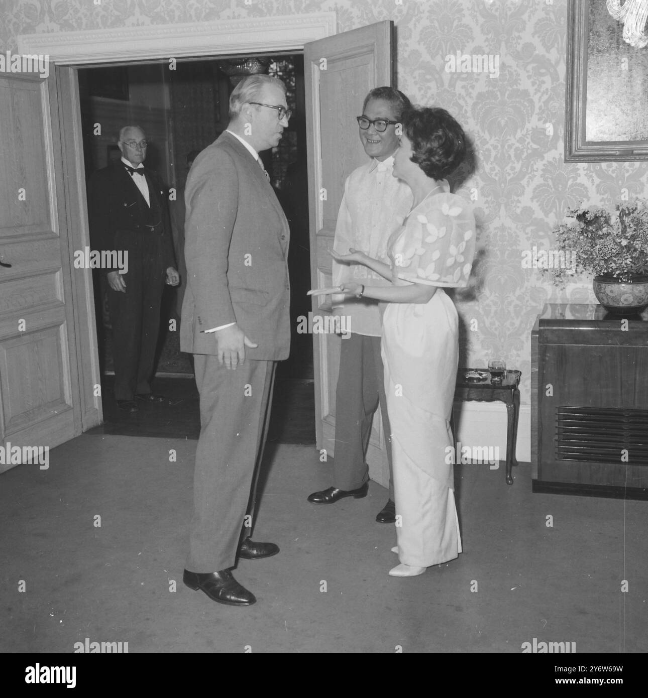 LORD MANCROFT AND AMBASSADOR GUERRERO WITH WIFE IN LONDON / 20 JUNE ...