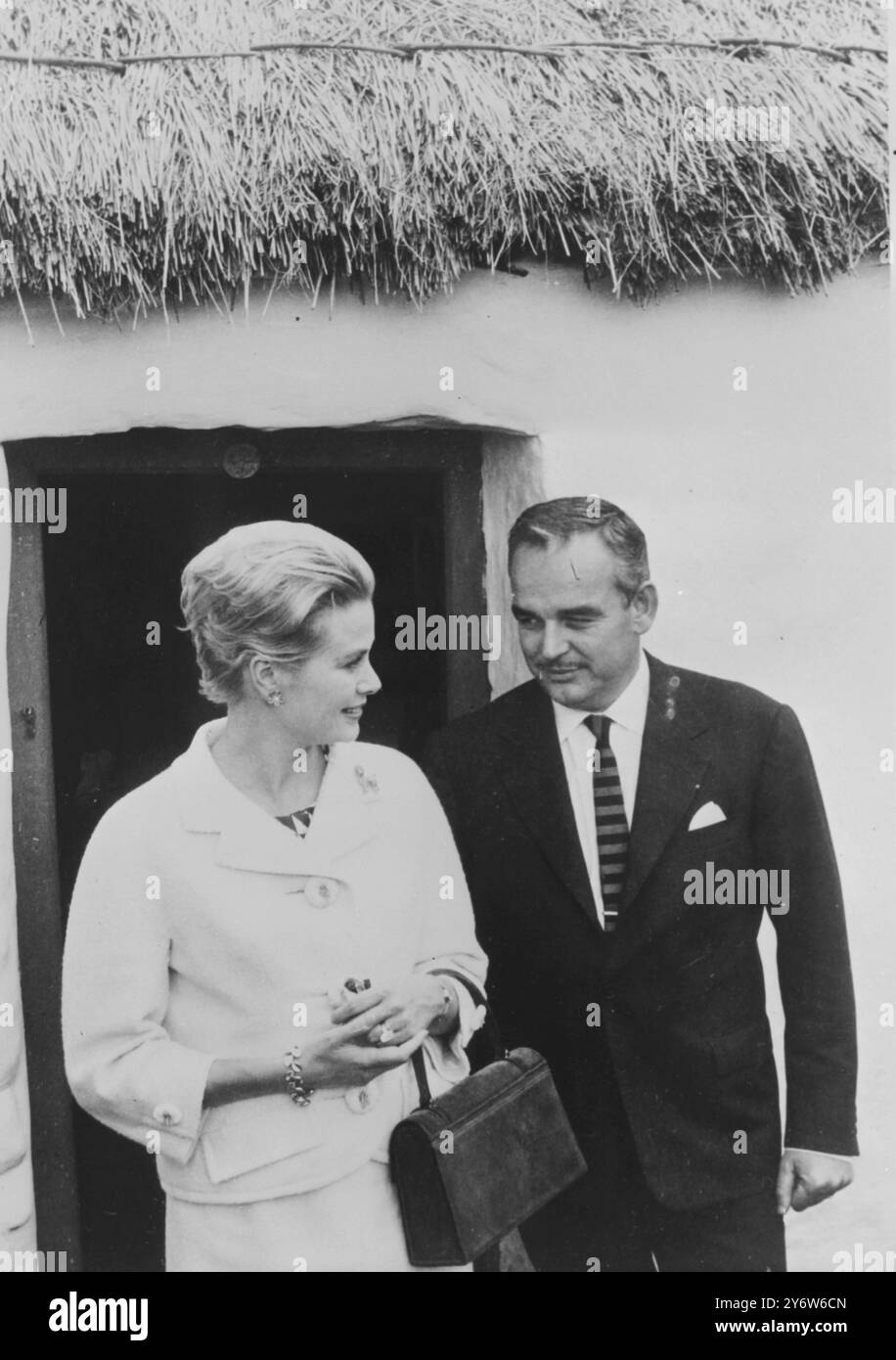 PRINCESS GRACE WITH PRINCE RAINIER OF MONACO IN IRELAND 16 JUNE 1961 ...
