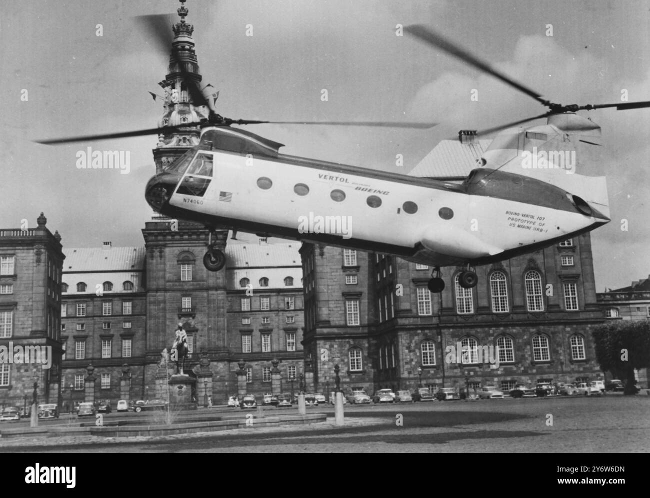 AVIATION BOEING VERTROL 107 LANDS IN COPENHAGEN 17 JUNE 1961 Stock ...