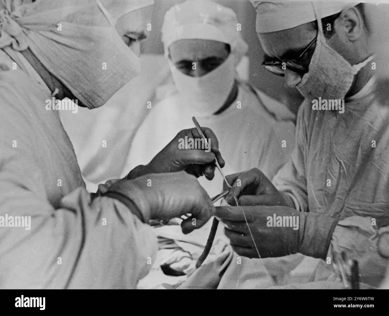 RUSSIAN SCIENTIFIC MEDICAL EXPERIMENTS - ARTIFICIAL ARTERIES 14 JUNE ...