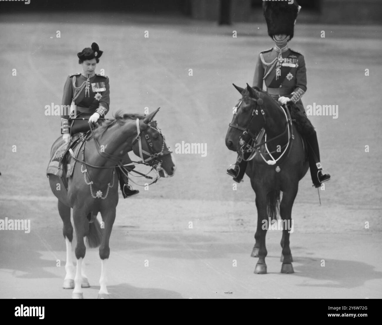 TROOPING COL ELIZABETH II LOOKS BACK FROM MOUNT PRINCE PHILIP 10 JUNE ...