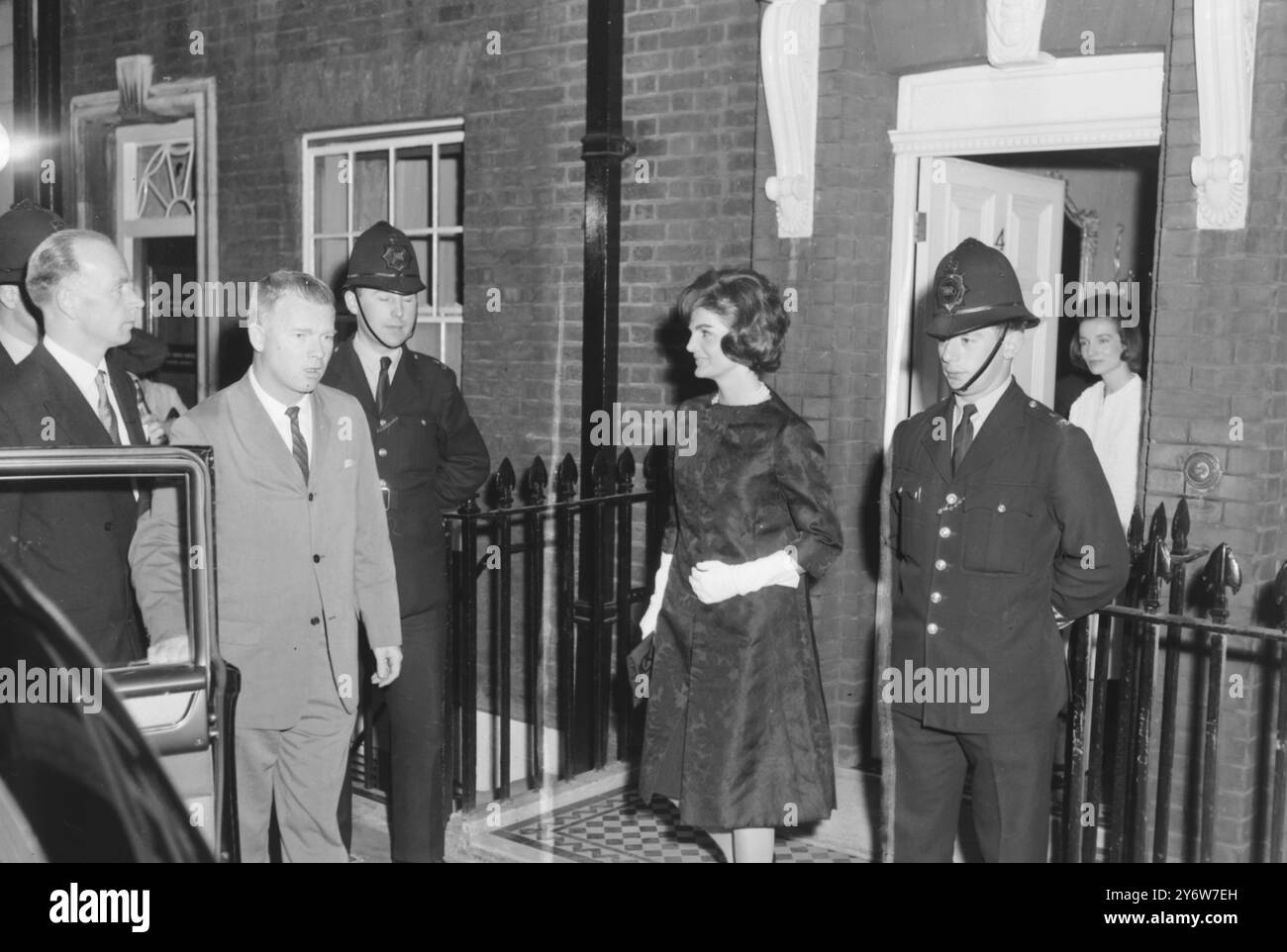 PRINCESS RADZIWILL'S PRIVATE DINNER FOR JACQUELINE JACKIE KENNEDY 6 ...
