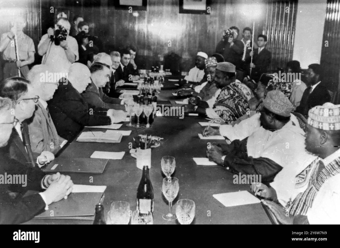 DELEGATIONS NIGERIAL ECONOMIC COMMISSION IN NATIVE DRESS 6 JUNE 1961 ...