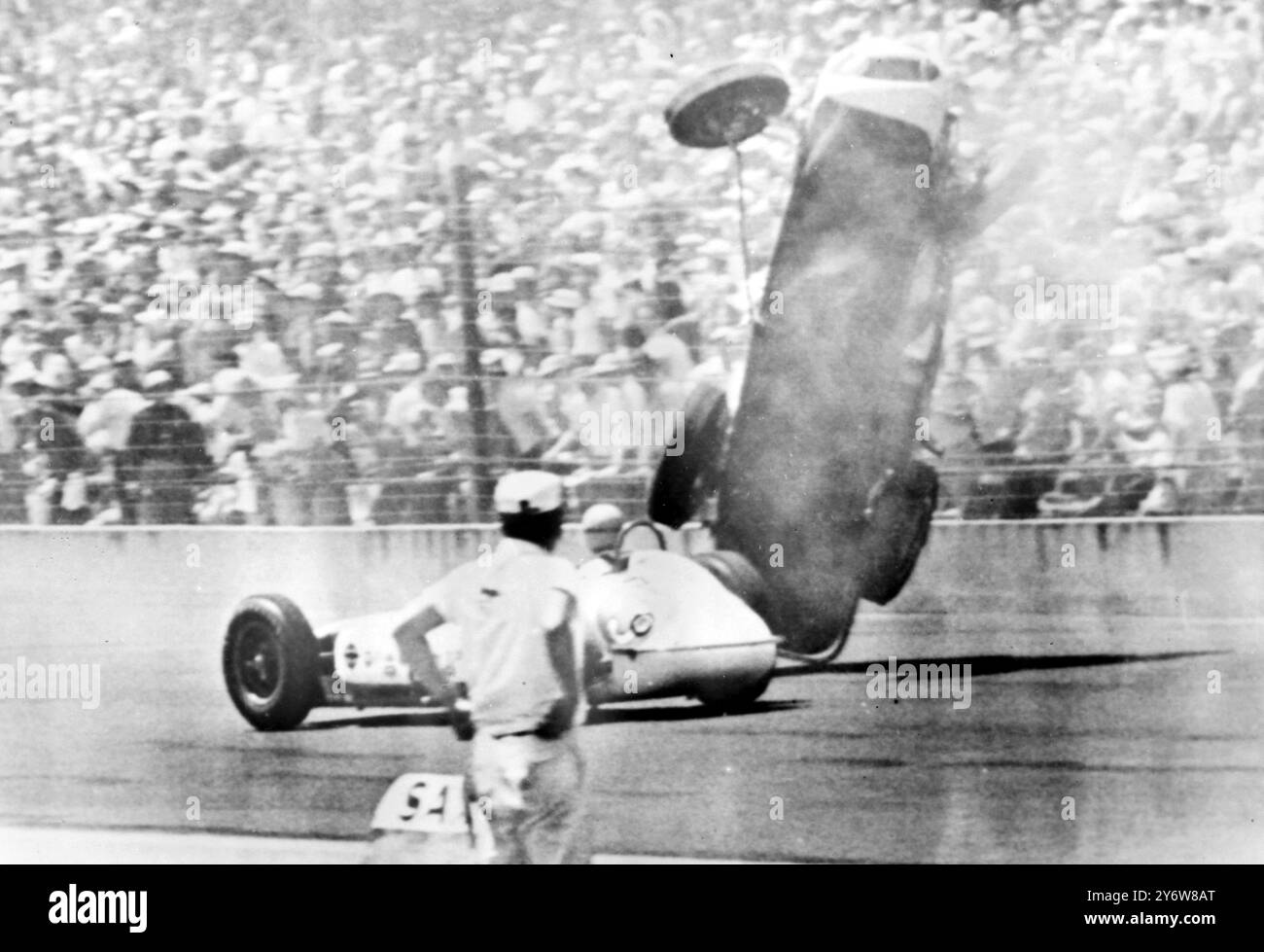 MOTOR CRASH JACK TURNER CAR SOMERSAULTS INDIANAPOLIS 500 FANS WATCH 30 ...