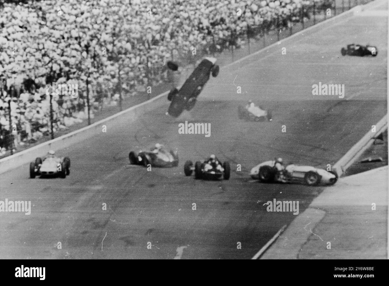 MOTOR CRASH JACK TURNER CAR SOMERSAULTS INDIANAPOLIS 500 30 MAY 1961 ...