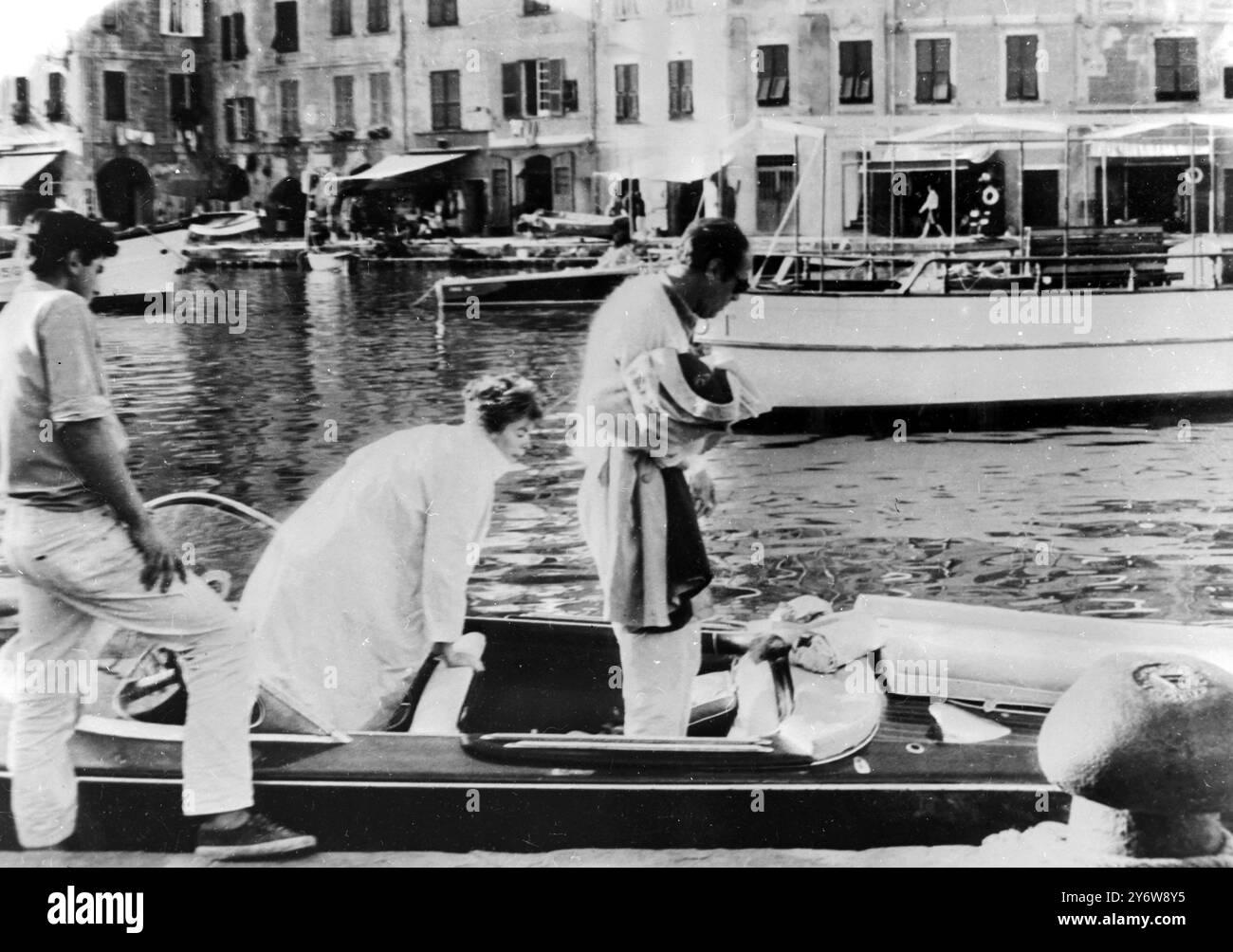 BRITISH ACTOR REX HARRISON WITH RACHEL ROBERTS ABOARD MOTORBOAT IN ...