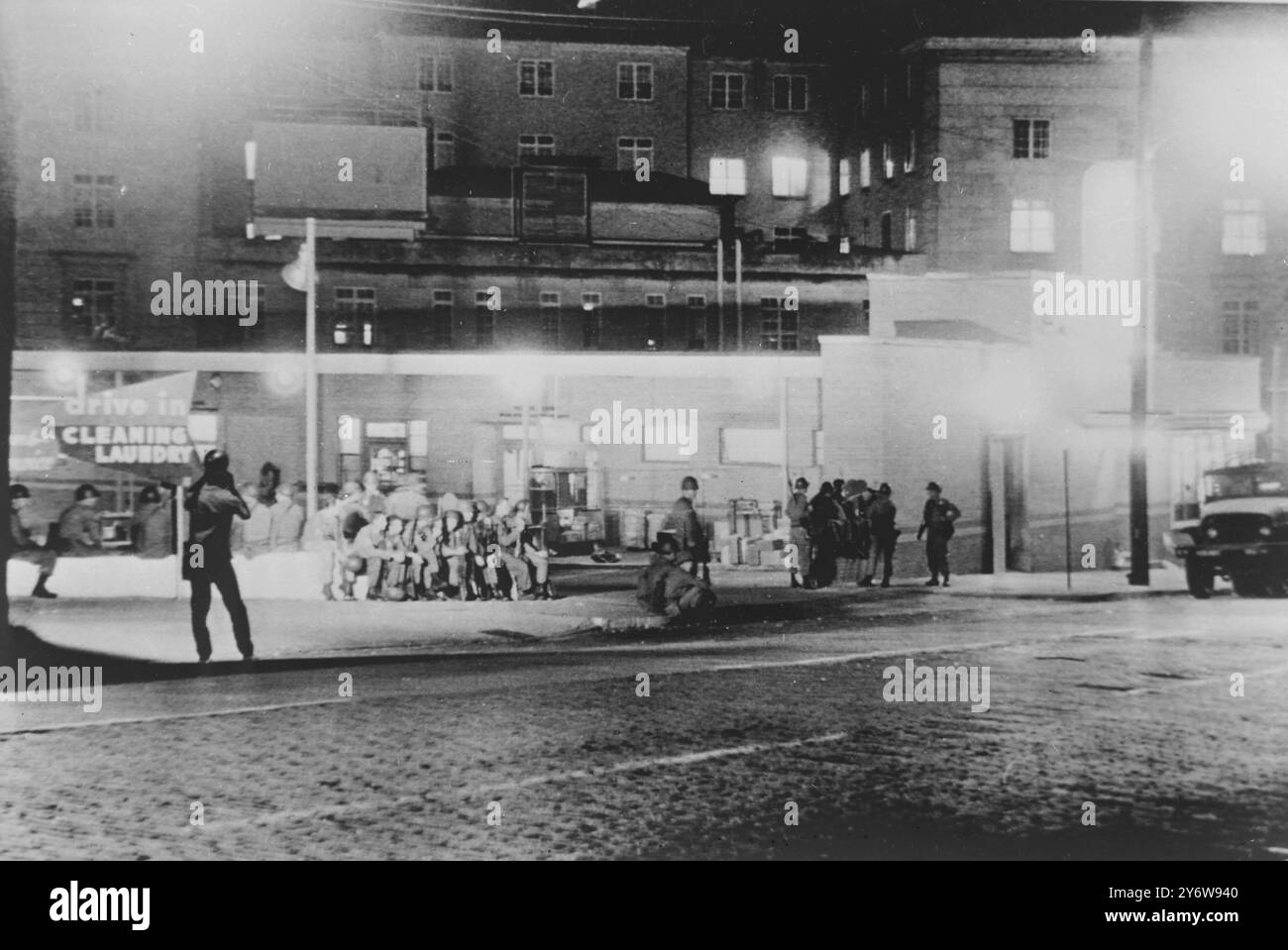 RACIAL SEGREGATION GUARD TROOPS OF ALABAMA 25 MAY 1961 Stock Photo - Alamy