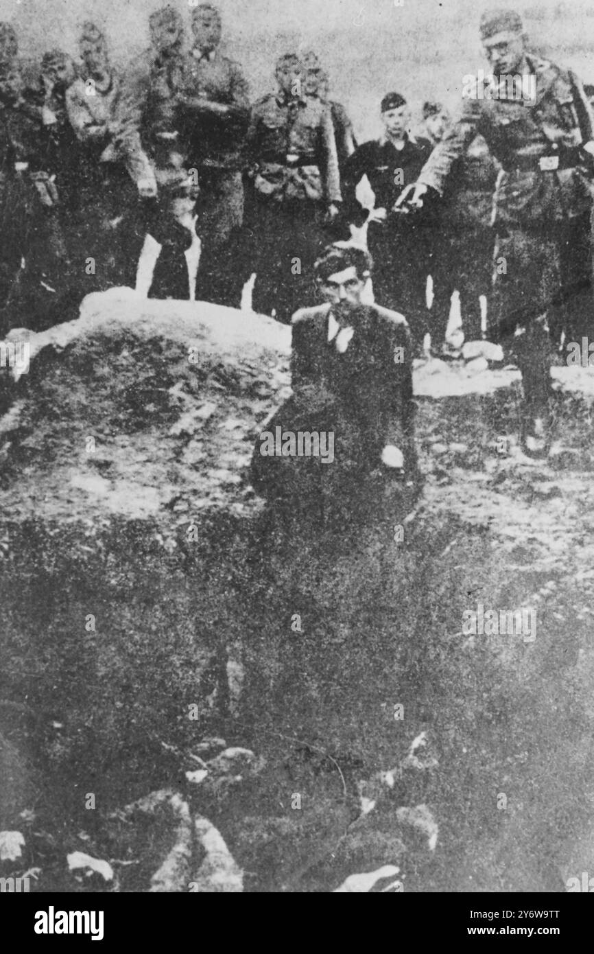 Polish executed ww2 Black and White Stock Photos & Images - Alamy