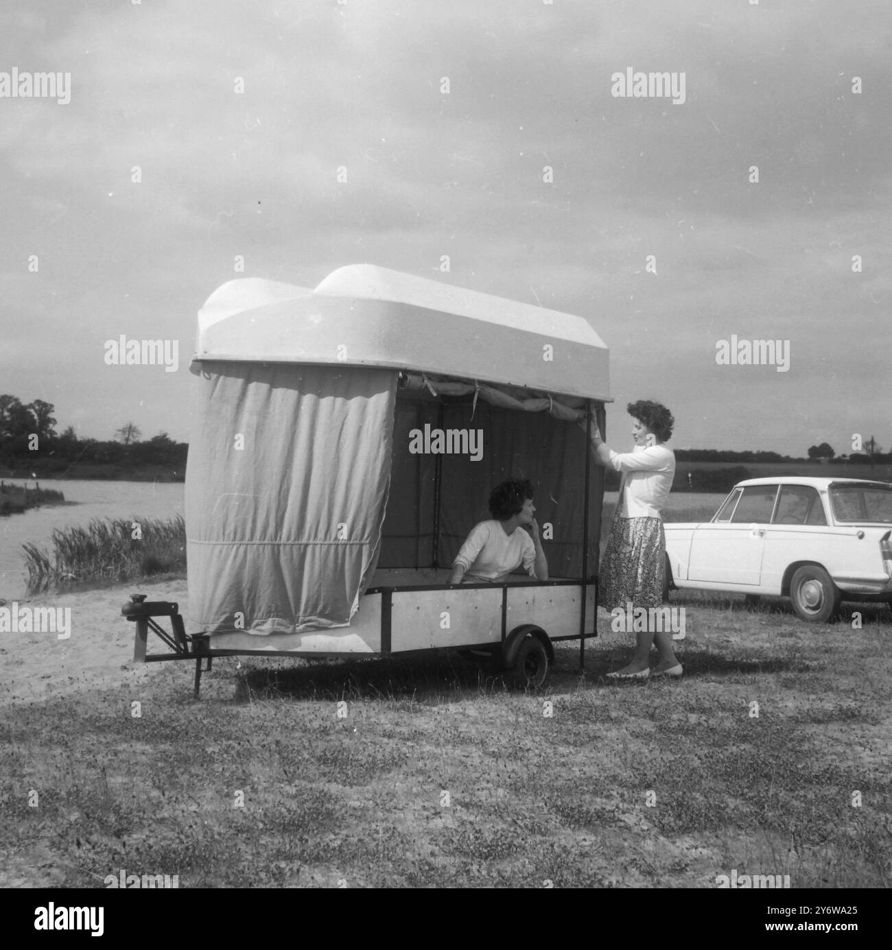 JUNE JACKSON AND PEGGY CHESHIRE CAMPING / 20 MAY 1961 Stock Photo - Alamy