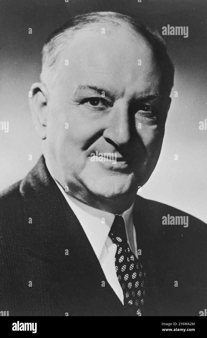 SIR DANIEL MCVEY 18 MAY 1961 Stock Photo - Alamy