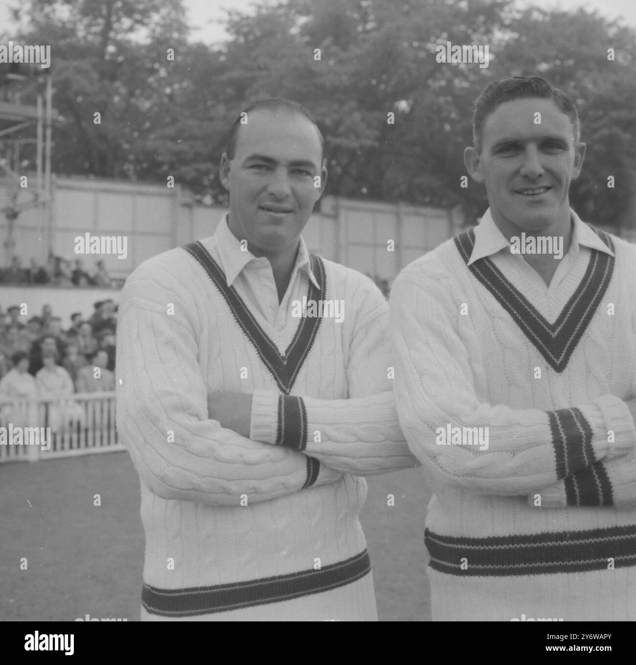 AUSTRALIAN CRICKETER ALAN DAVIDSON / 16 MAY 1961 Stock Photo - Alamy