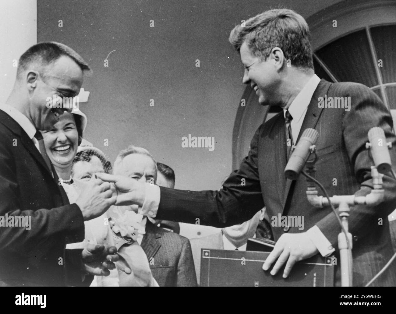 US PRESIDENT JOHN F KENNEDY WITH ATRONAUT ALAN B SHEPARD AND WIFE ...