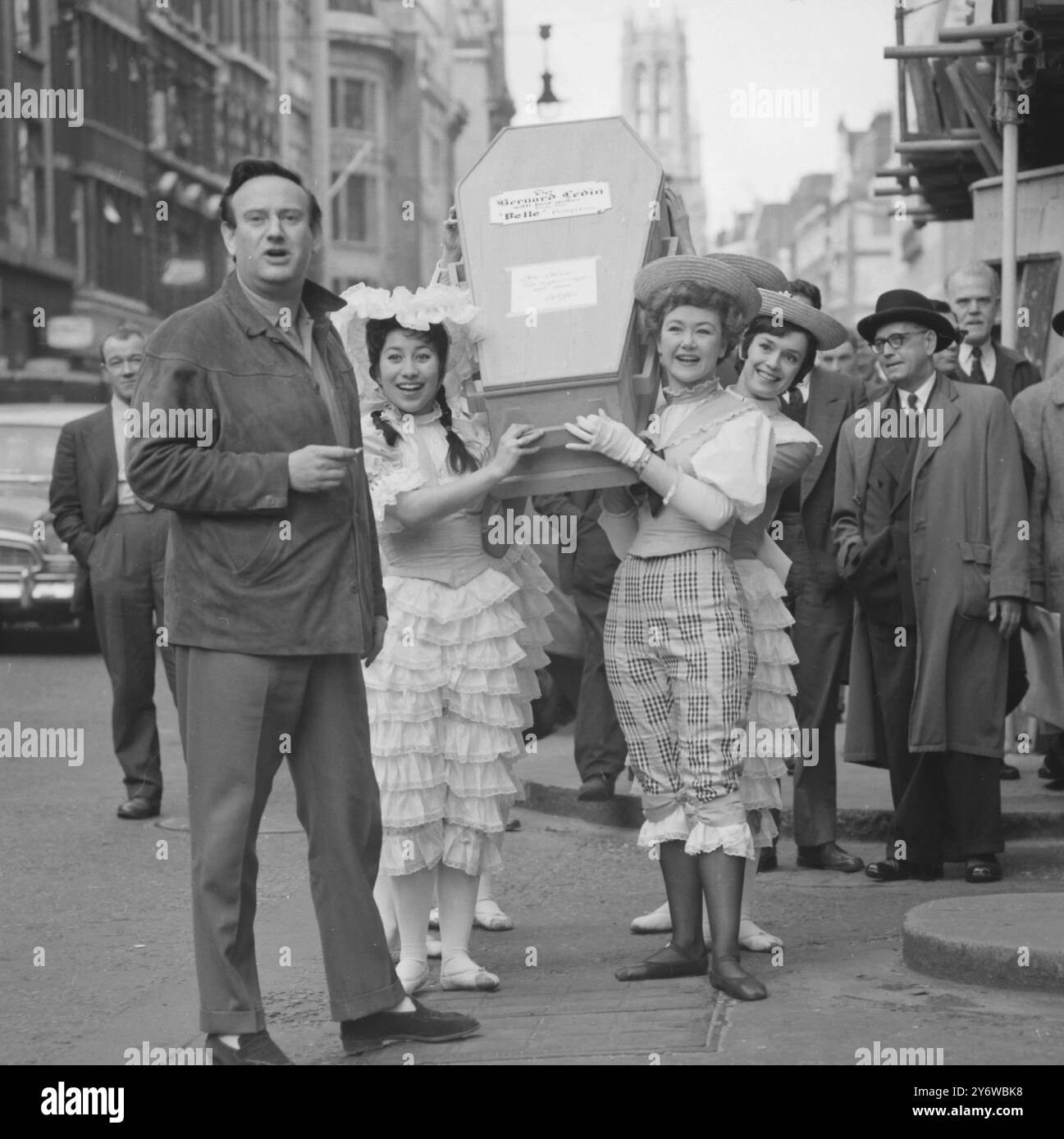 Wolf mankowitz hi-res stock photography and images - Alamy